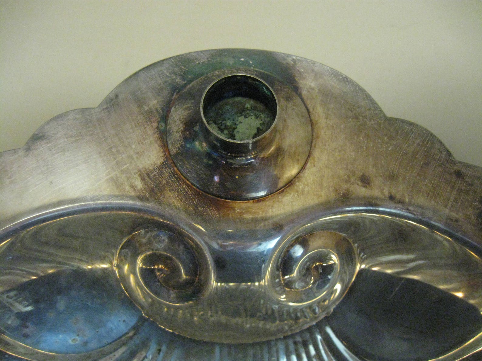 Silver Plate Pilgrim 3 Footed Shell Candle Stick Serving Dish Bowl ...