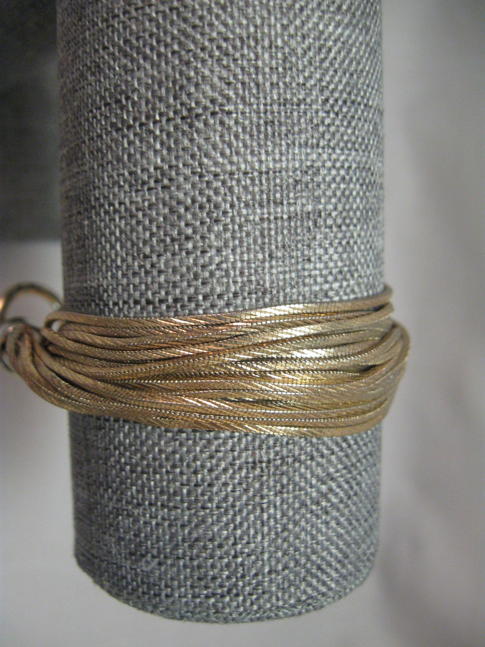 Bracelet Gold Tone Multi Chains 18 Strands Toggle Clasp 8 3/4 Inches in ...