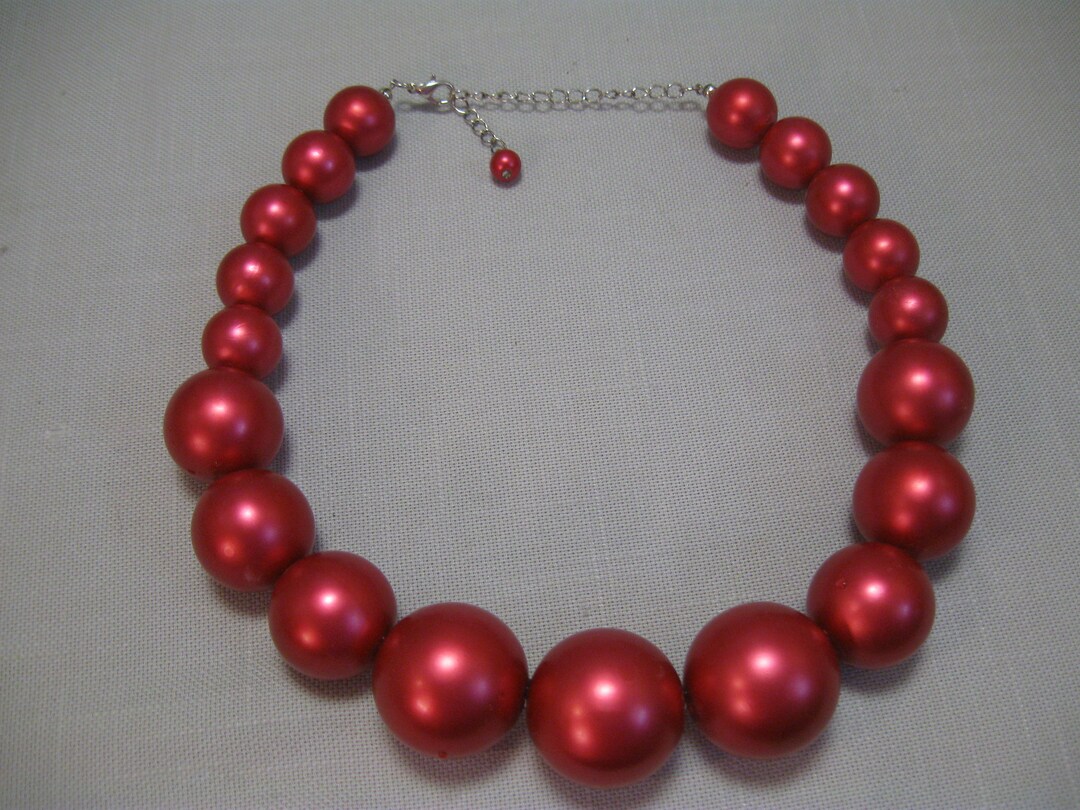 Necklace Choker Chunky Hot Pink Round Graduated Beads Silver Tone Chain ...