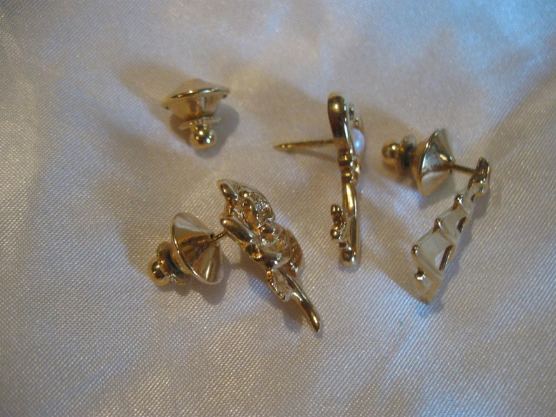 Brooch Pin Shiny Gold Tone Christmas Tree Red Rhinestone - Etsy