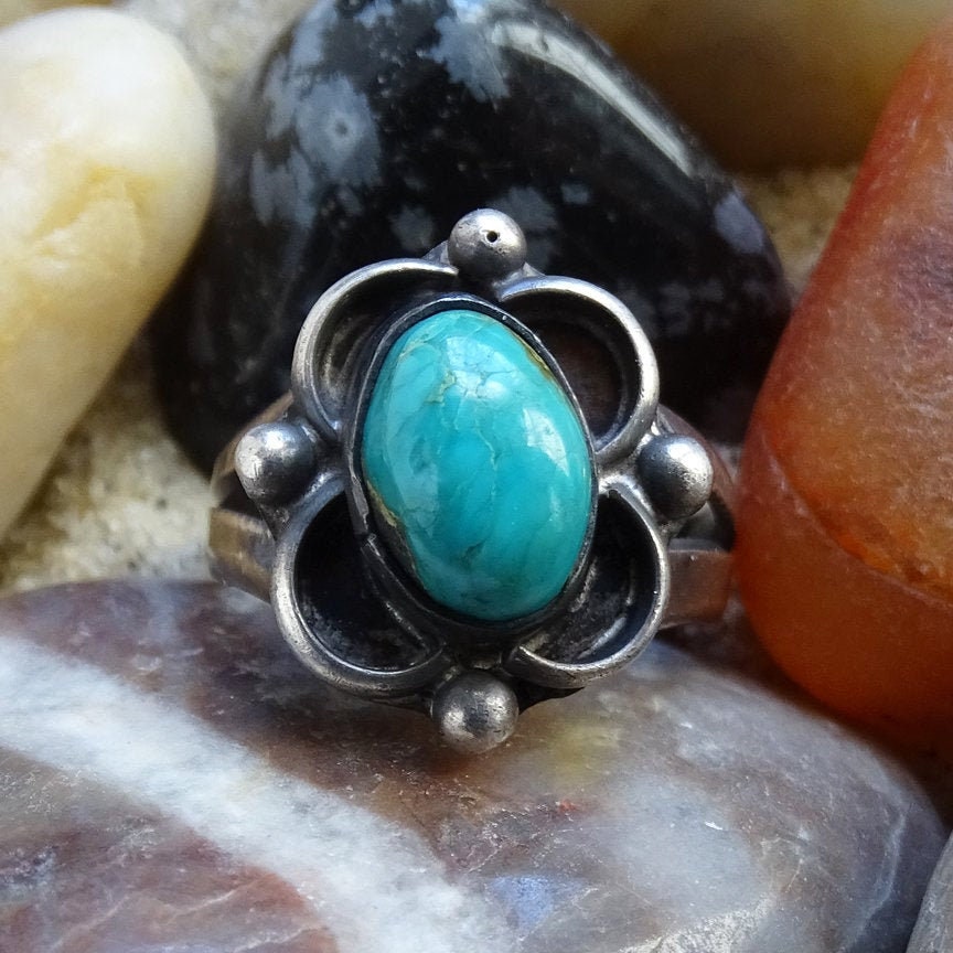 Vintage Sterling Silver Navajo Turquoise Ring Size