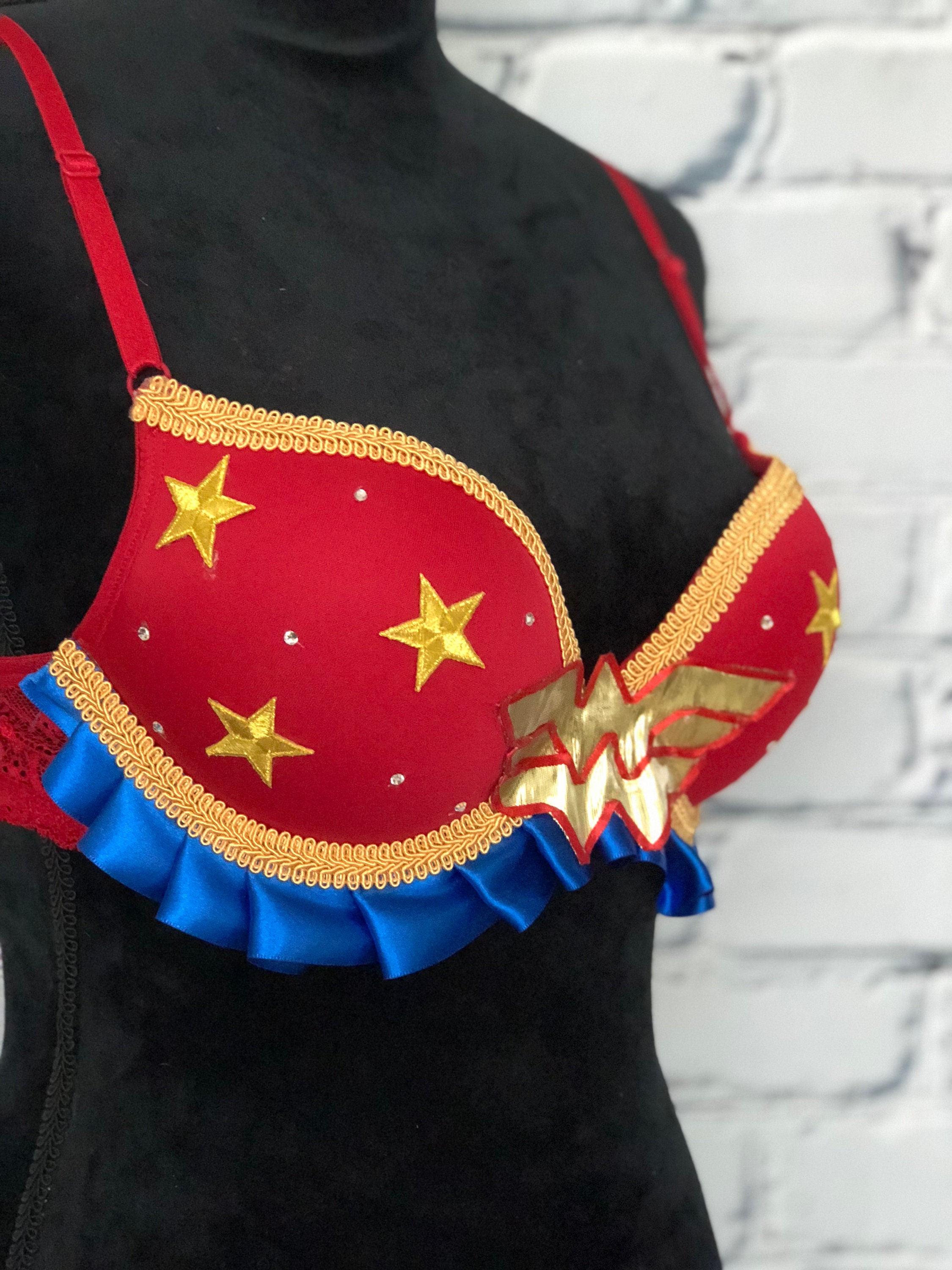 Wonder Woman Golden Lasso Inspired Rave Bra Perfecto para - Etsy México