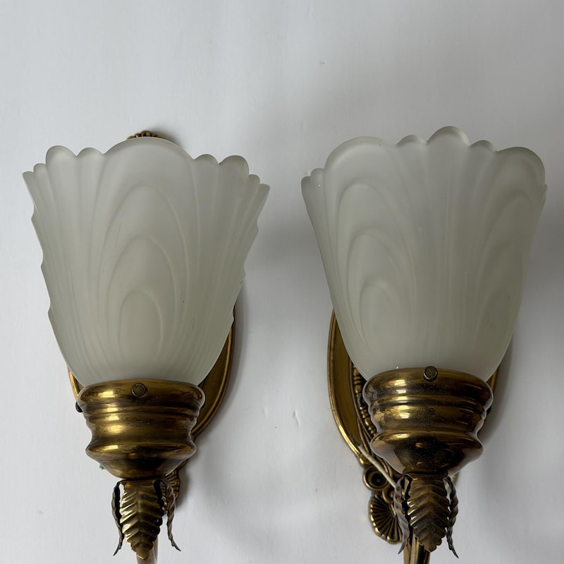 Glass Tulip Wall Sconce - Etsy