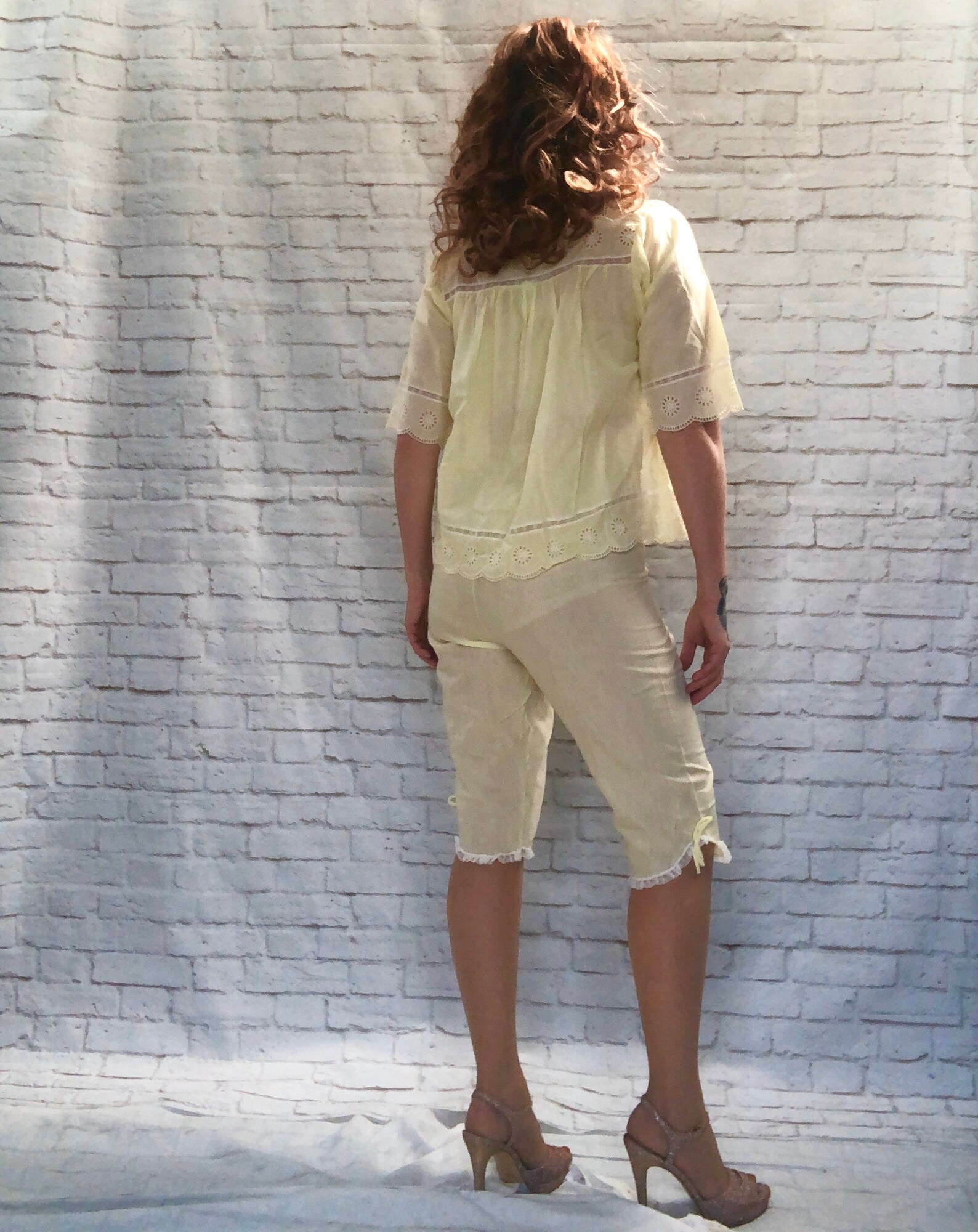 Vintage 60s Babydoll Top Capri Pants Bottoms Pajama Set S Yellow Eyelet ...