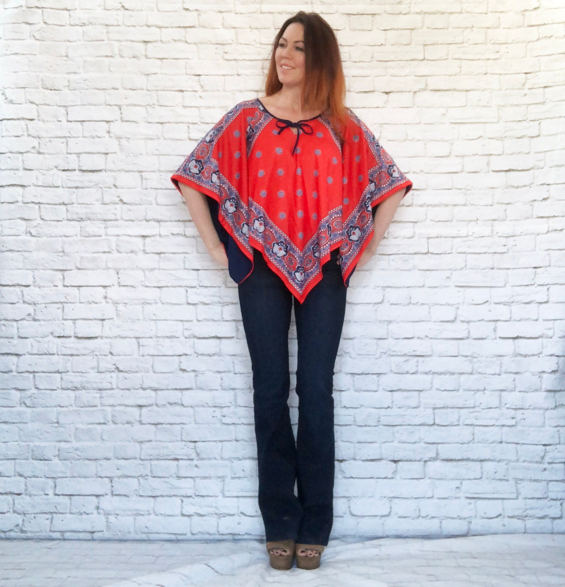 Vintage 70s Bohemian Bandana Paisley Bell Sleeve Shawl Top Red White ...