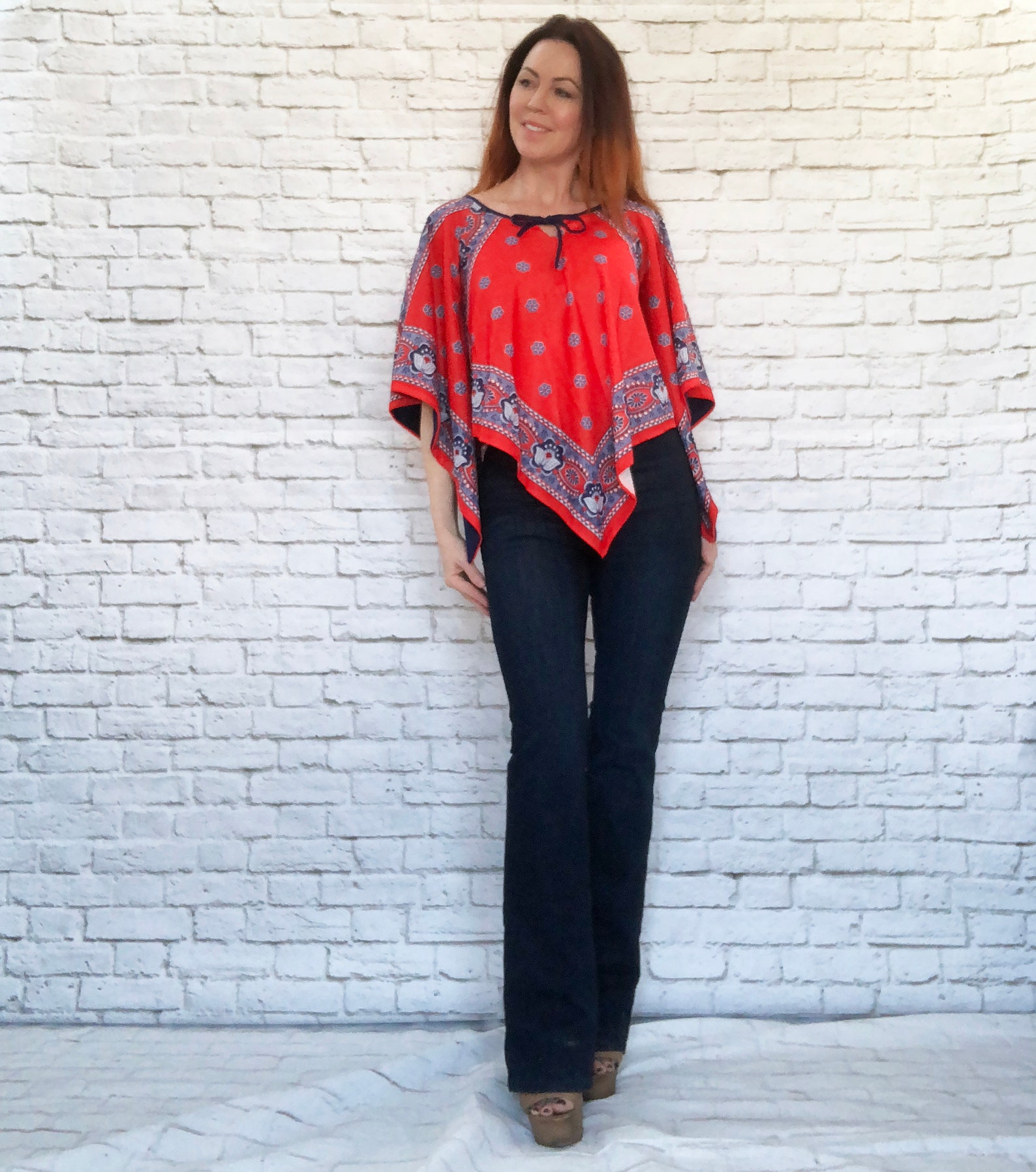 Vintage 70s Bohemian Bandana Paisley Bell Sleeve Shawl Top Red White ...