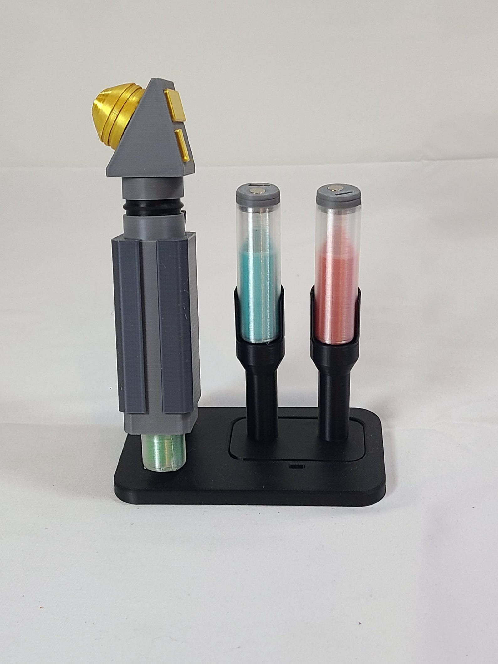 Sci-fi Hypospray Prop With Stand & 3 Vials | Medical Device Replica ...