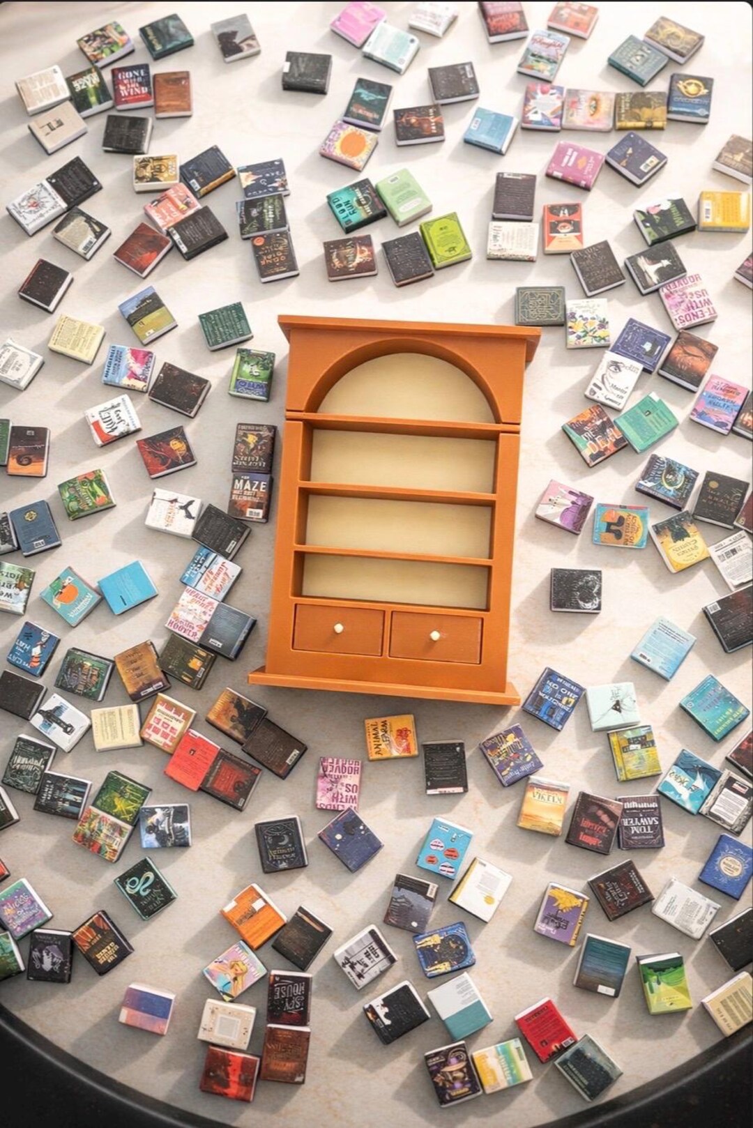 Mini Bookshelf With Tiny Books and Trinkets - Etsy