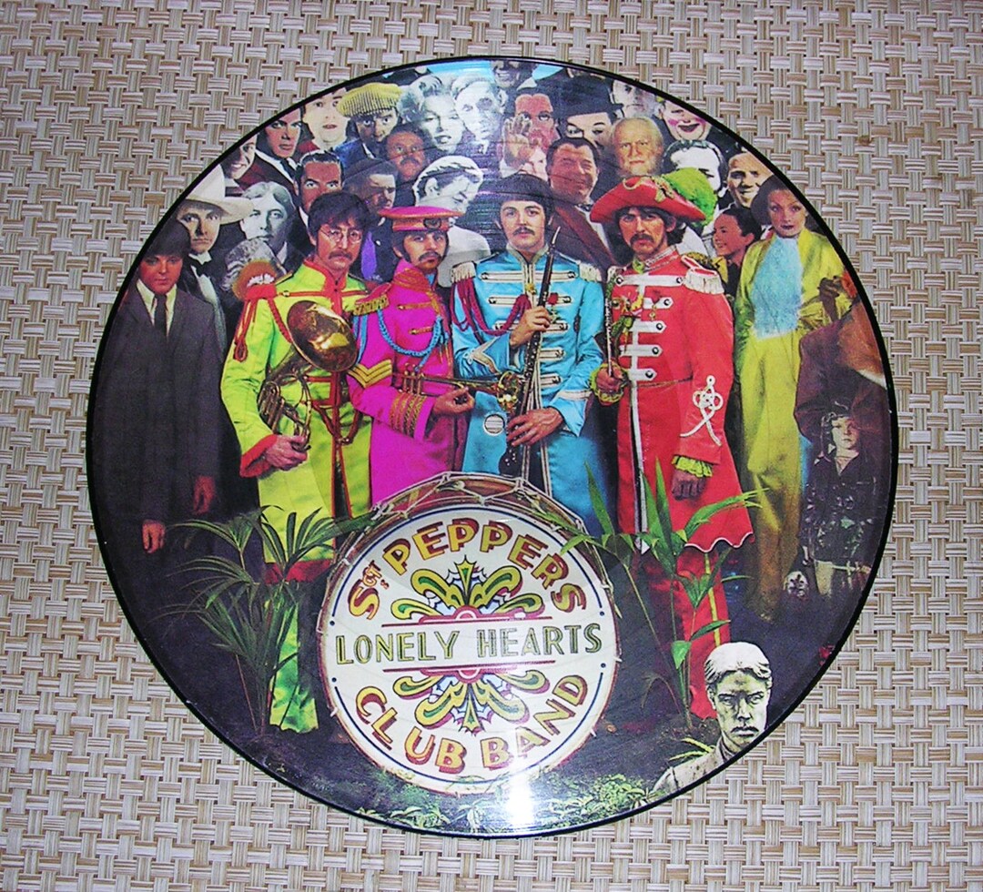 The BEATLES: Sgt. PEPPERS Picture Disc !!! - RARE Vintage Vinyl ...