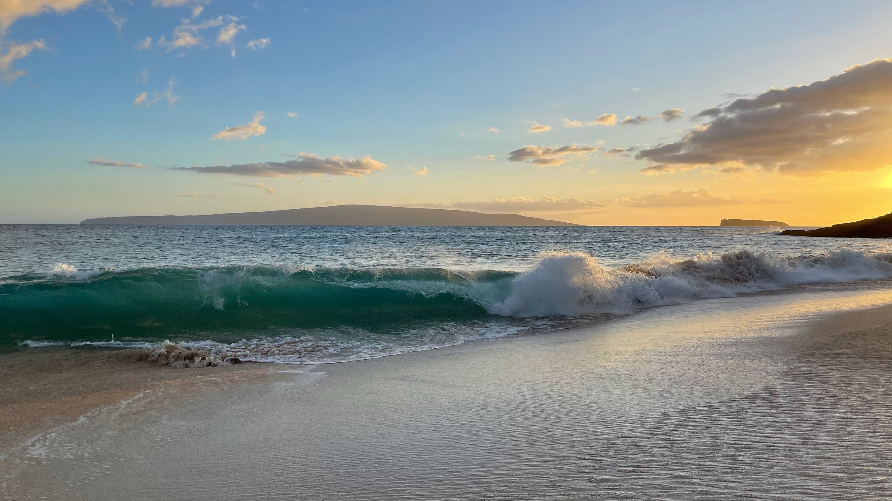 Makena Beach // Big Beach // Wave Photo // Maui, Hawaii // Beach House ...