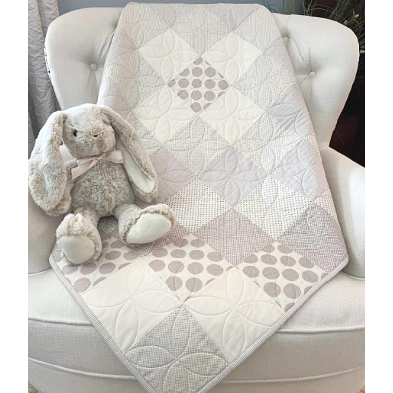 Gray Baby Quilt - Etsy