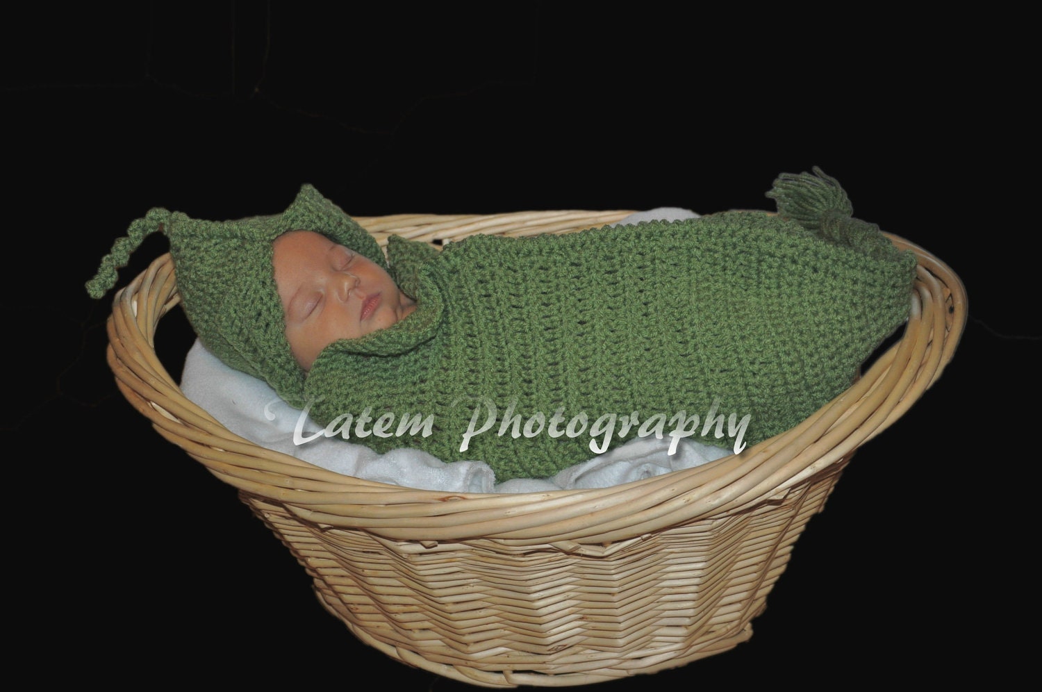 Baby Cocoon, Crochet Pattern, Pea Pod, Photo Prop, Crocheted Baby ...