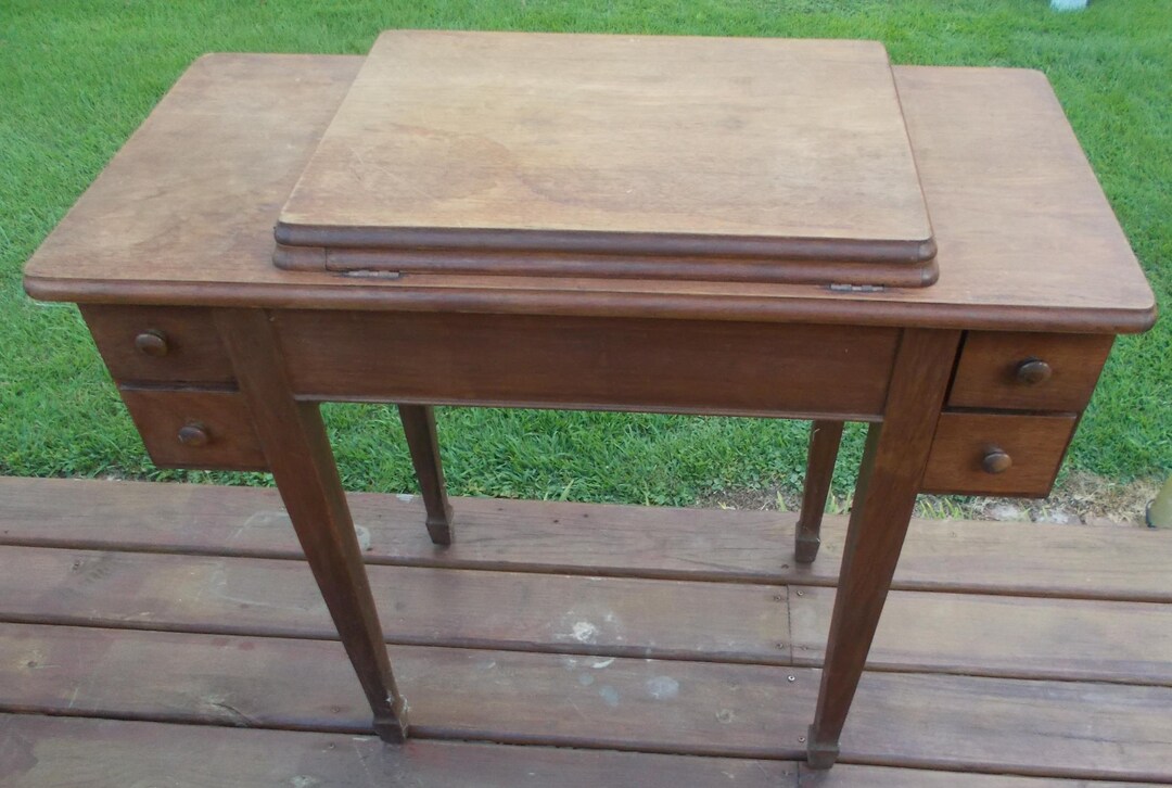 Vintage Singer Walnut Sewing Machine Table/cabinet With Knee Bar-a ...