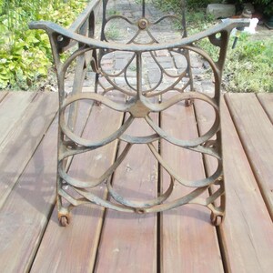 Antique Shorter Heavy Cast Iron Treadle Sewing Machine Base Legs W ...