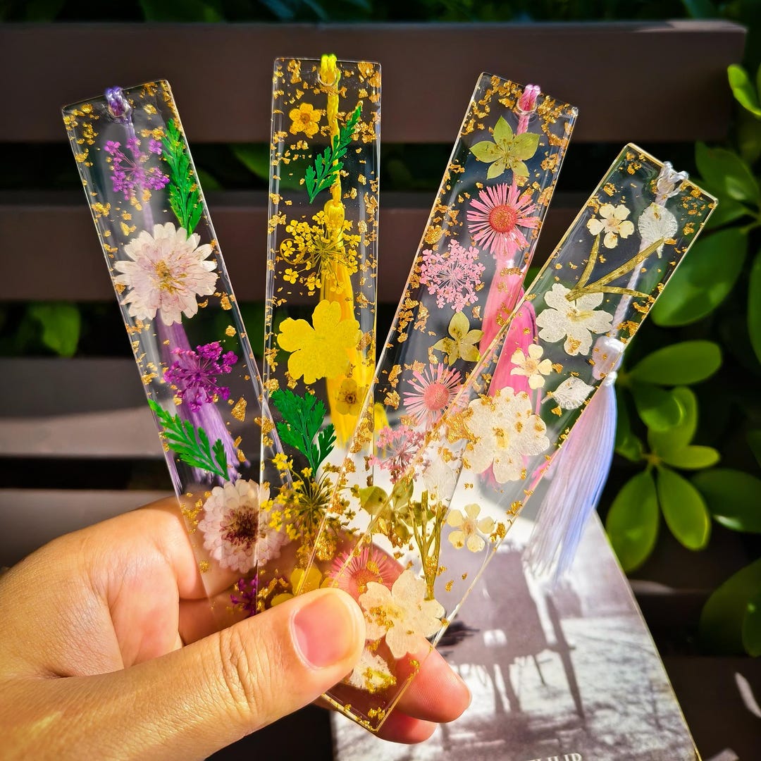 100% Handmade Pressed Flower Bookmark, Birth Month Floral Resin Book ...