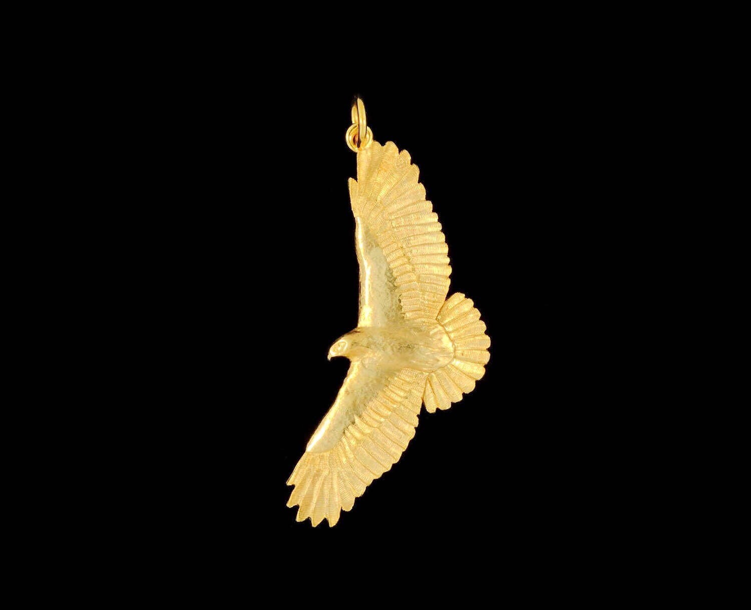 Soaring Red Tailed Hawk Solid 18k Yellow Gold Pendant or | Etsy