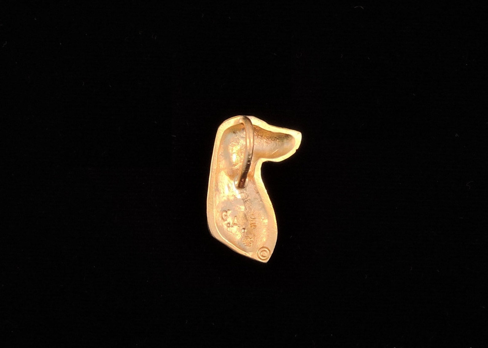 14k Yellow Gold German Shorthaired Pointer Head Study Pendant | Etsy