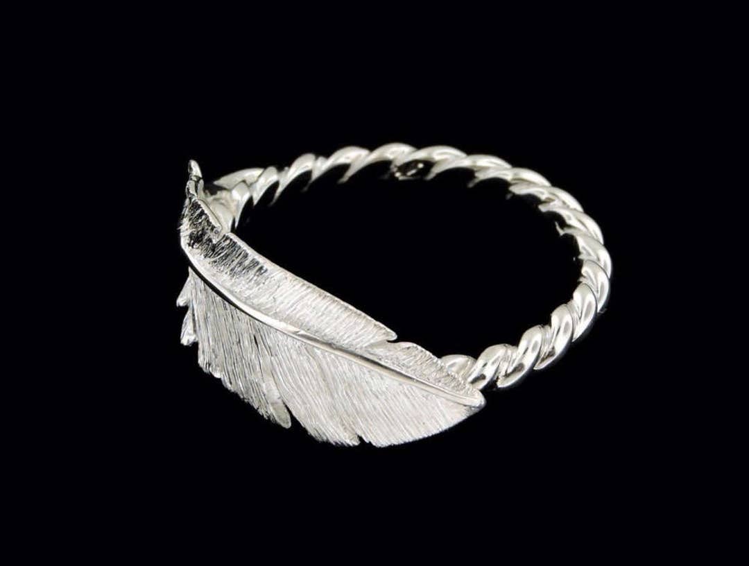 Sterling Silver Feather Ring on a Handmade Twisted Band - Etsy