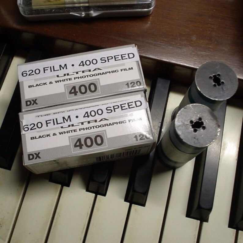 620 Film B&W 400 Speed Film 2 Rolls FRESH for KODAK Brownie and Other ...