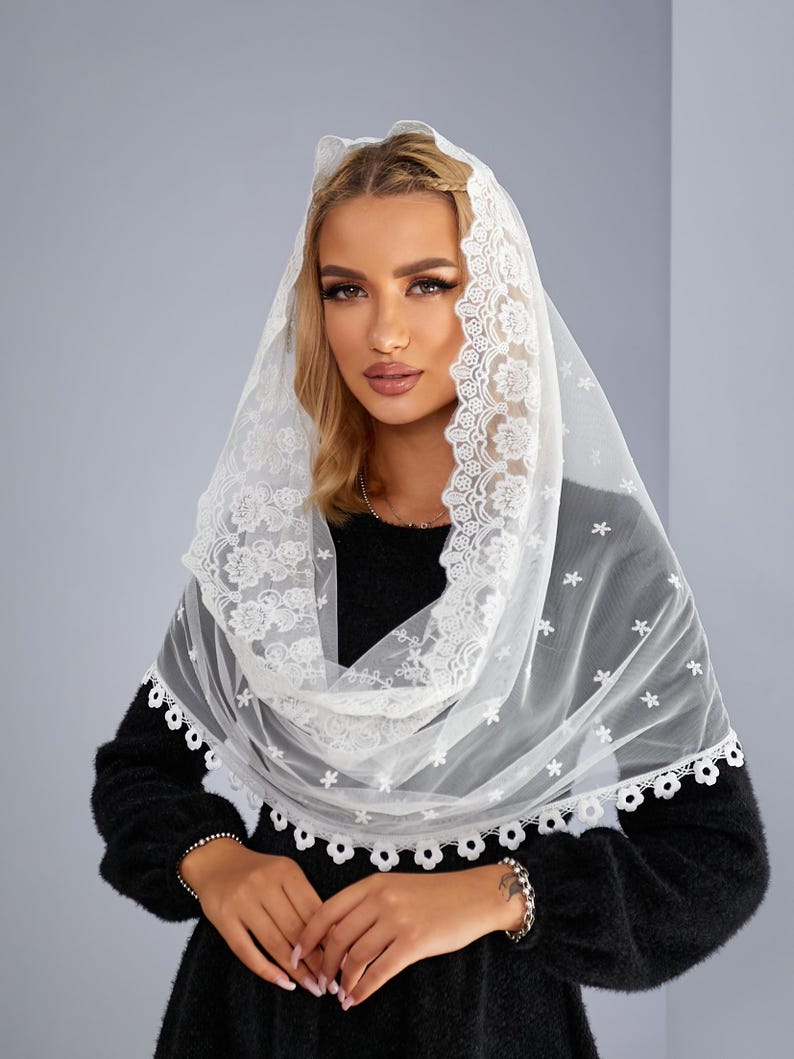 Hooded Lace Mantilla Snood – Infinity Chapel Veil, Sheer Tulle Catholic ...