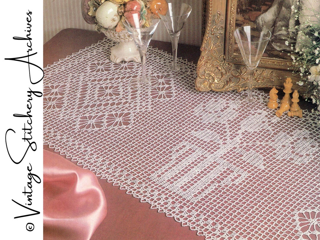 Vintage Filet Crochet Table Runner Pattern, "potted Bouquet Runner ...