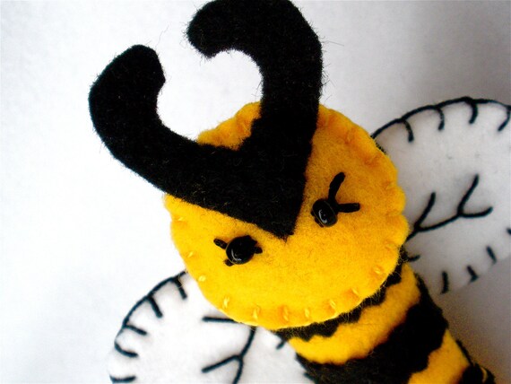 Bumblebee Felt Finger Puppet | Etsy