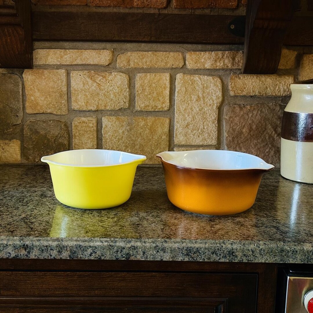 Vintage Pyrex Mixing Bowls Set Yellow and Brown Ombre Mid Century ...