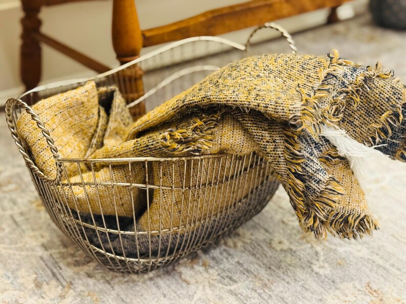 Vintage Wire Basket With Twisted Handles – Mid 20th Century Farmhouse ...