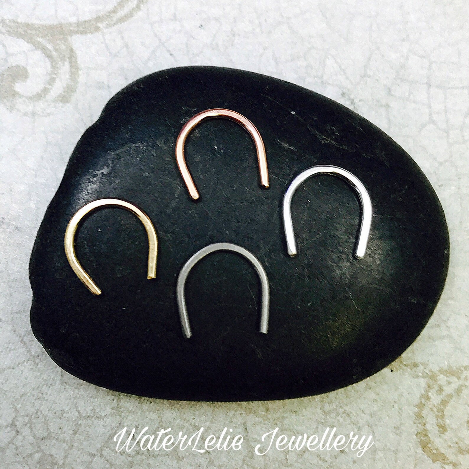 Solid Gold Septum Retainer. Hammered Septum Horseshoe Septum - Etsy