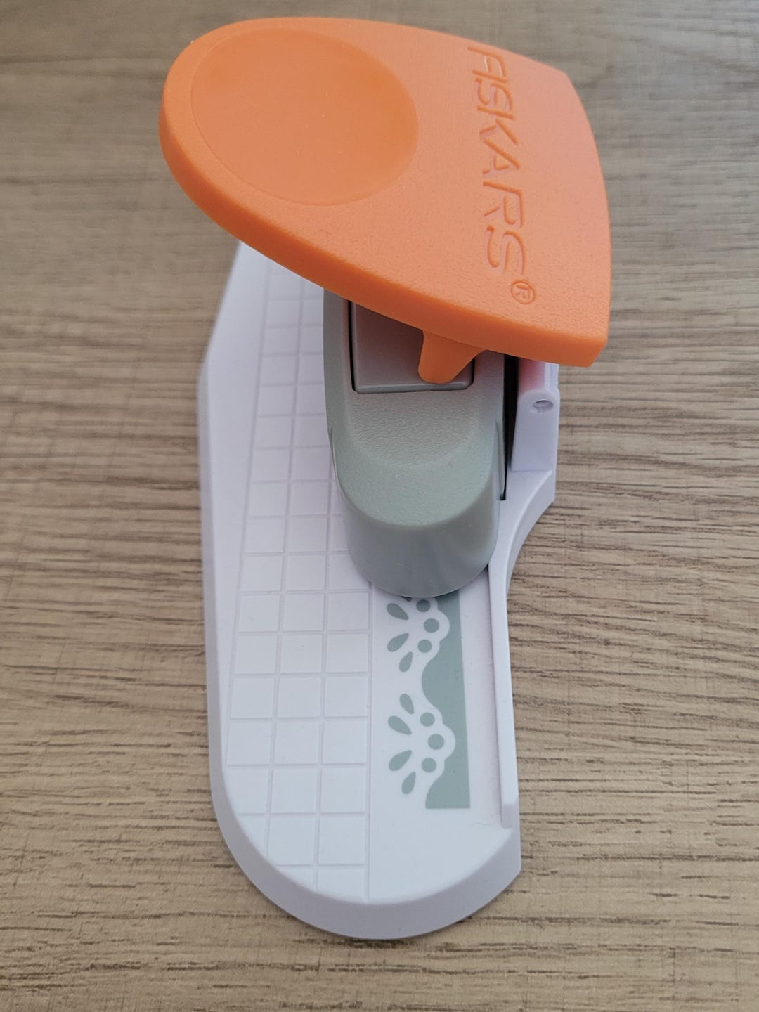Fiskars Scalloped Edge Border Punch: Paper Crafts - Etsy