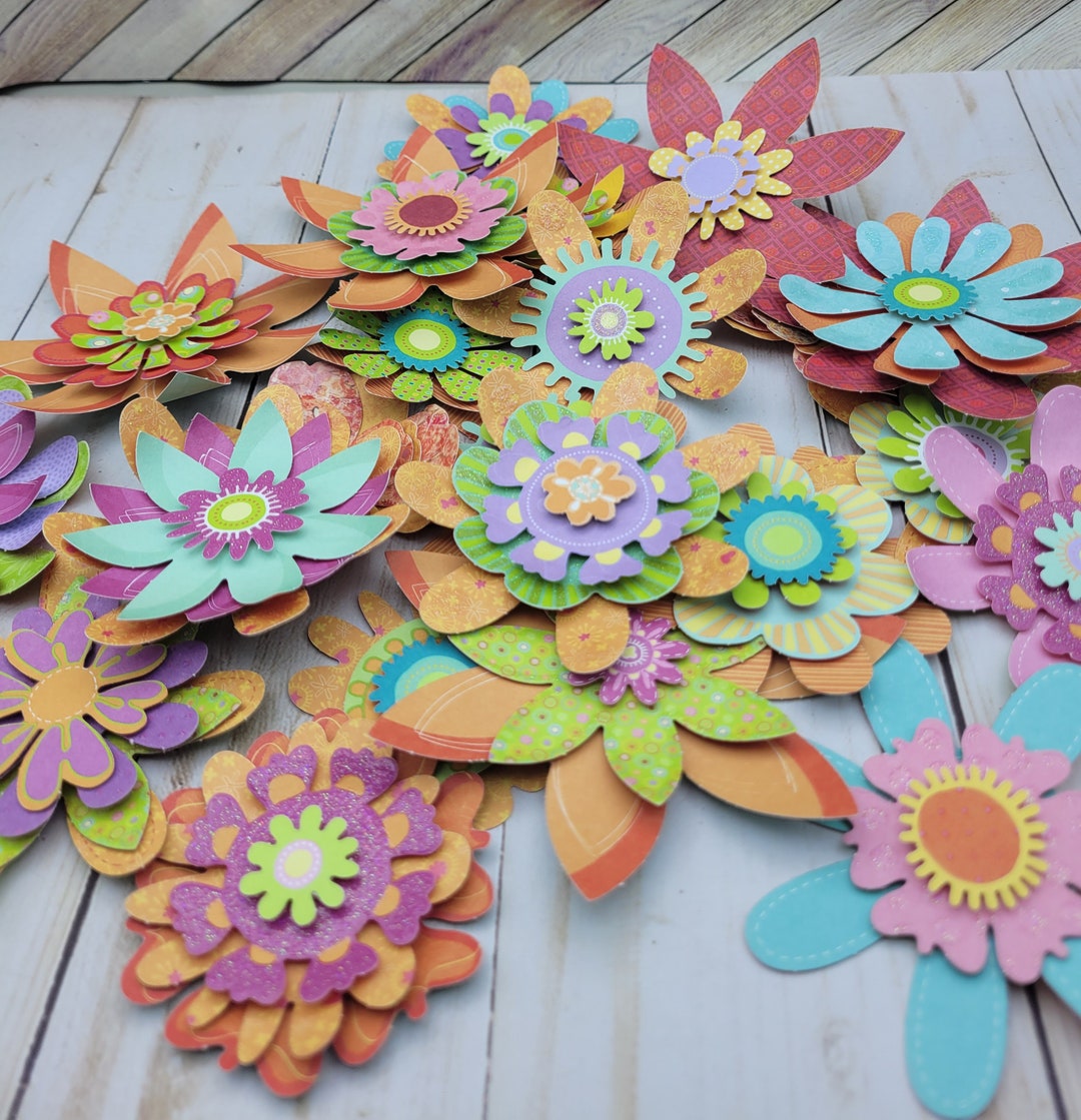 22 Colorful Paper Flowers, Paper Flower Lot - Etsy
