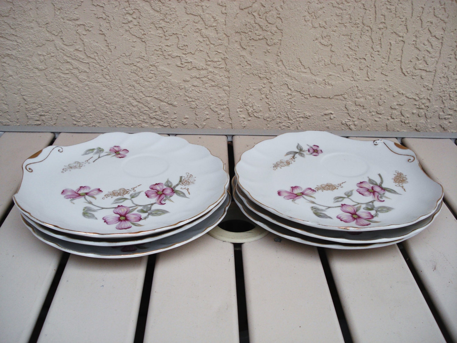 Porcelain Sea Shell Shape Snack Plates With Floral Print Japan. - Etsy