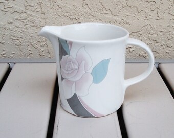 Mikasa INTAGLIO LA Fleur Pattern CAC91 4 Bread and Butter | Etsy