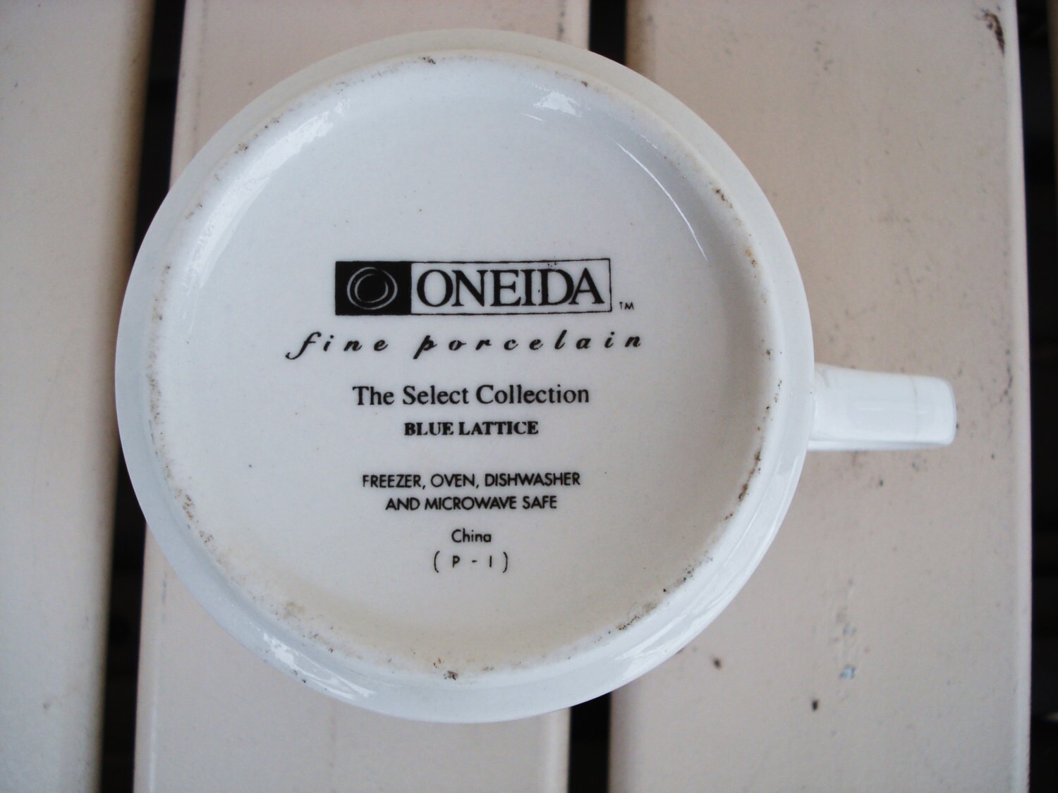 ONEIDA BLUE LATTICE Pattern Select Collection Dinnerware Fine Porcelain ...