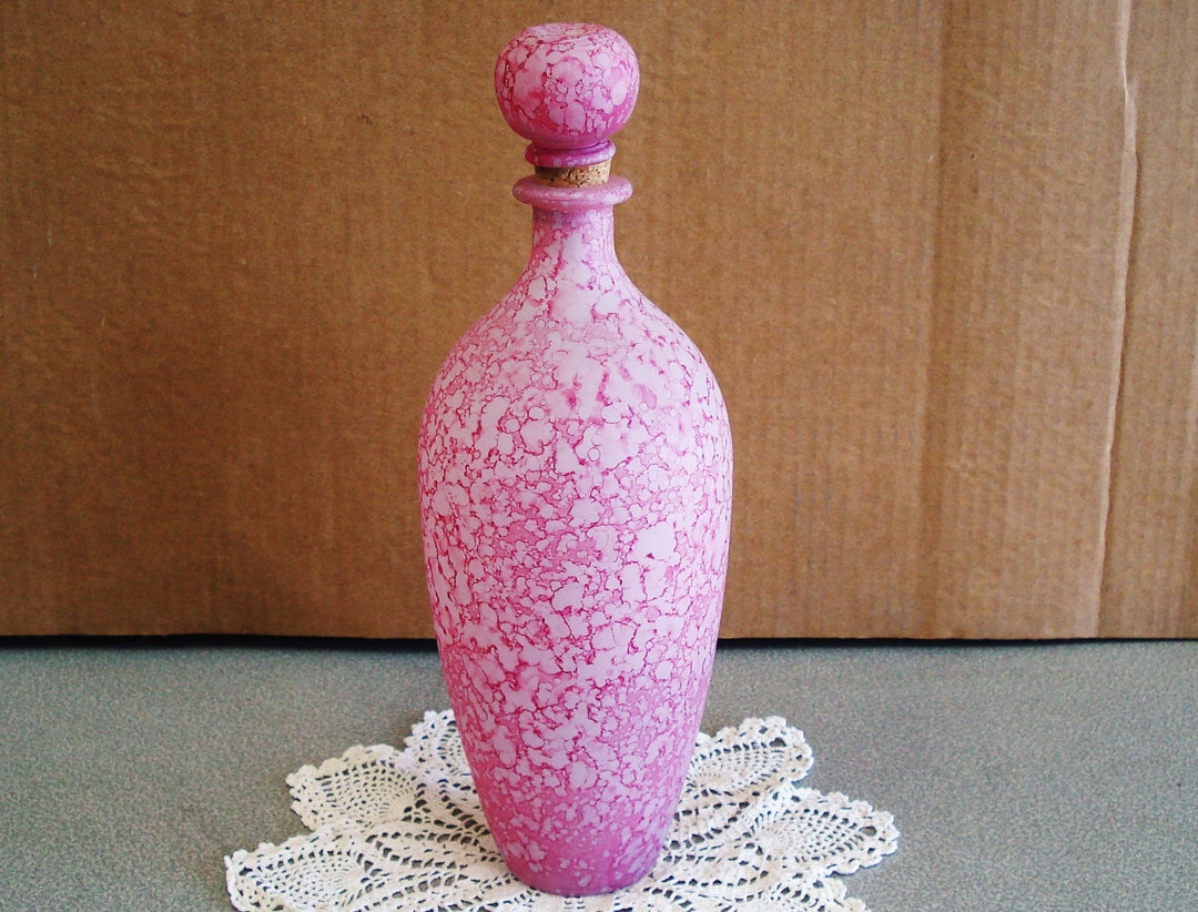 Hand Painted SPONGE WARE on A Clear Glass Decanter Carafe. - Etsy