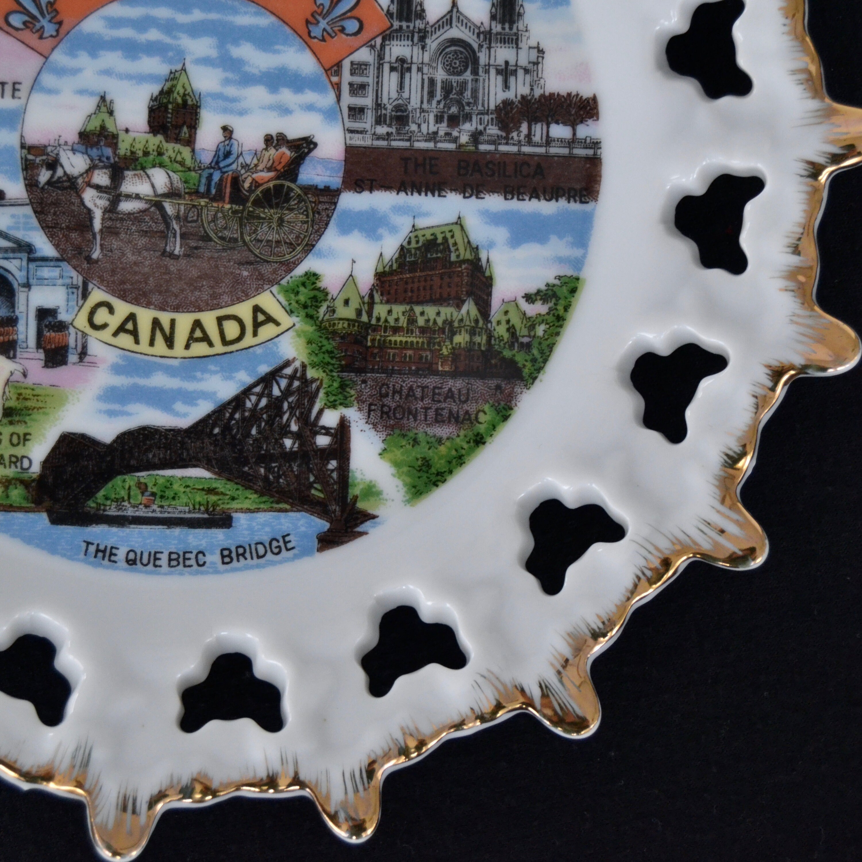 Vintage Souvenir Wall Hanging Plate of Quebec Canada Imported by ...
