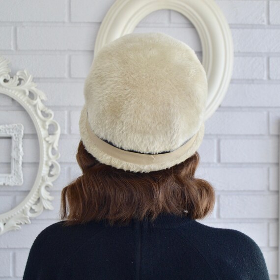 Vintage 1960s Cream Light Beige Fuzzy Wool Hat with B… - Gem