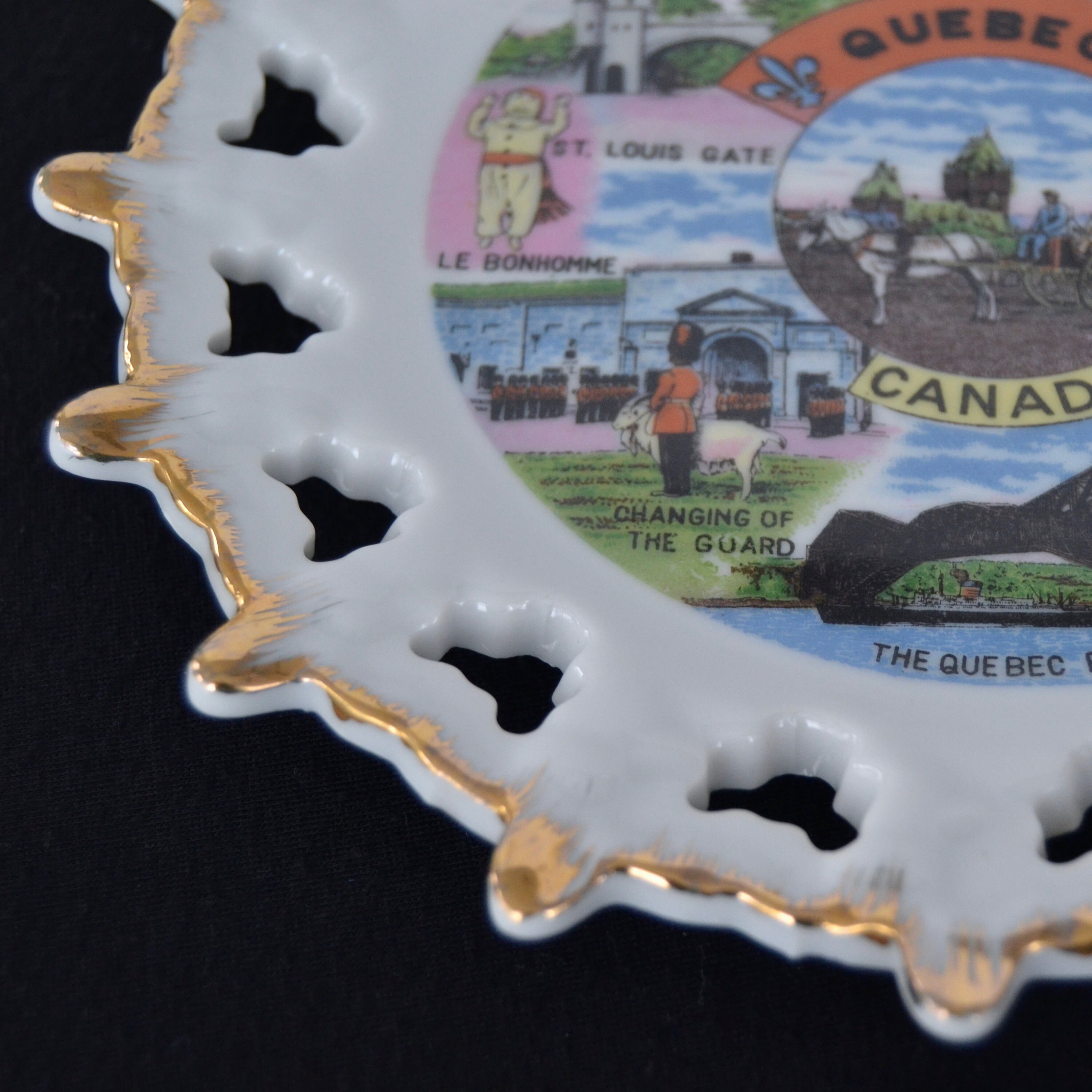 Vintage Souvenir Wall Hanging Plate of Quebec Canada Imported by ...