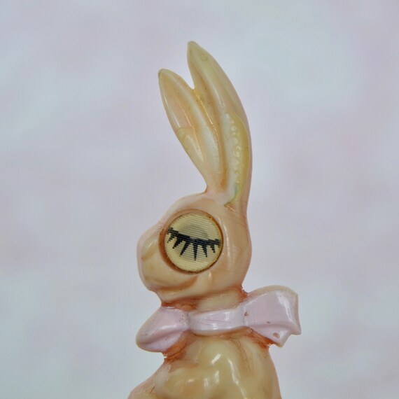 Vintage Celluloid Bunny Rabbit Plastic Brooch with Wi… - Gem