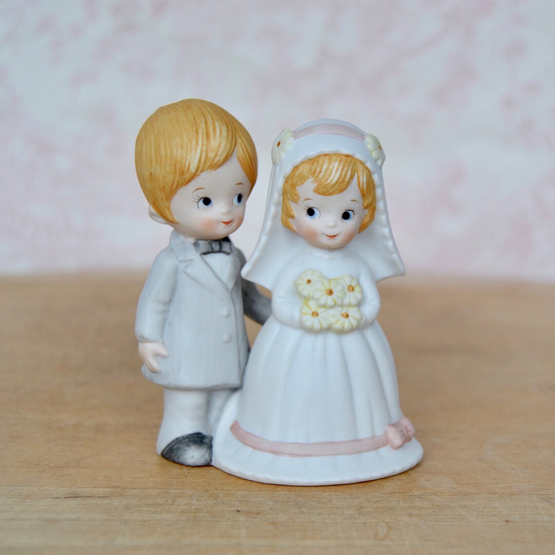 Vintage Bride and Groom Figurine Made of Bisque Ceramic by Lefton China ...