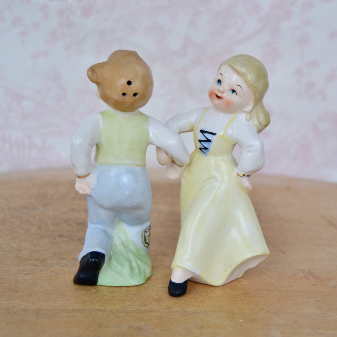 Vintage Square Dancing Couple Ceramic Salt and Pepper Shakers - Etsy