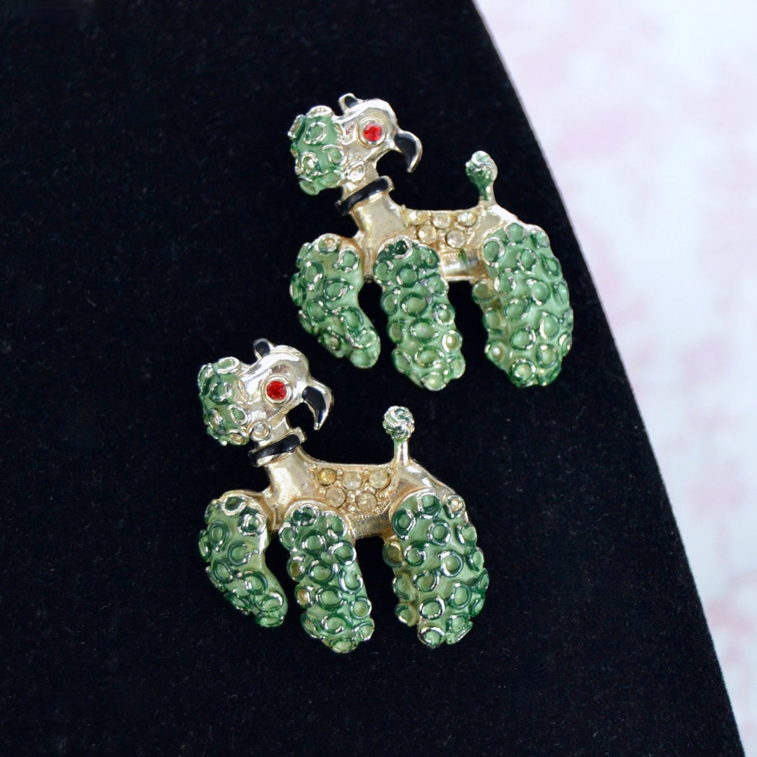 Vintage Pair of Poodle Pins With Green Paint and Rhinestone Bodies - Etsy