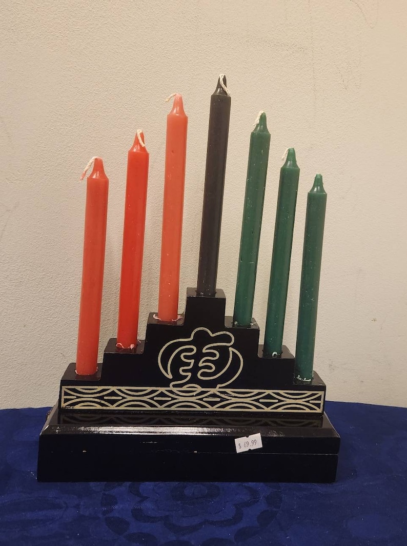 Gift Guide: The History Behind Homemade Presents for Kwanzaa - Bookstr