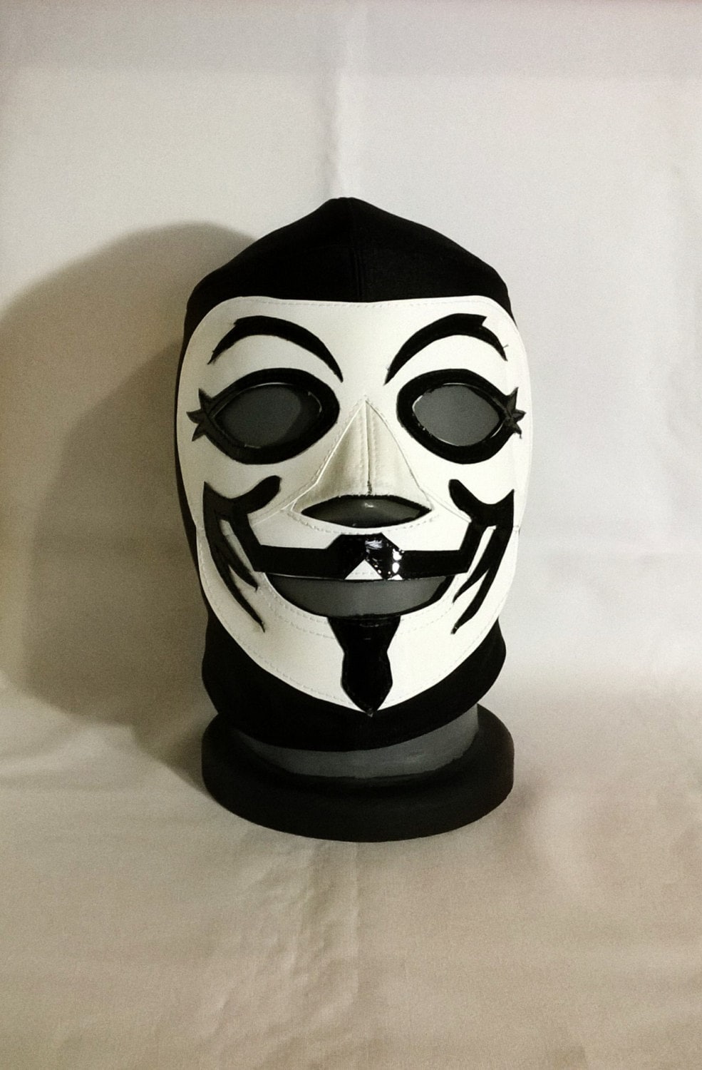 V For Vendetta Mask Black And White