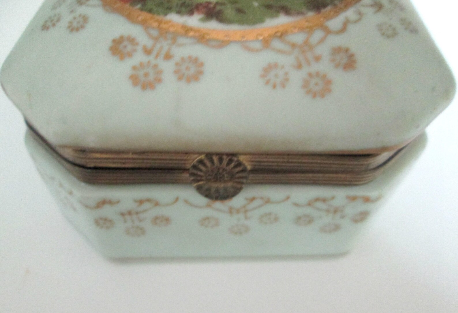 Courting Couple Trinket Box // Engagement Ring Wedding Bands Ring ...