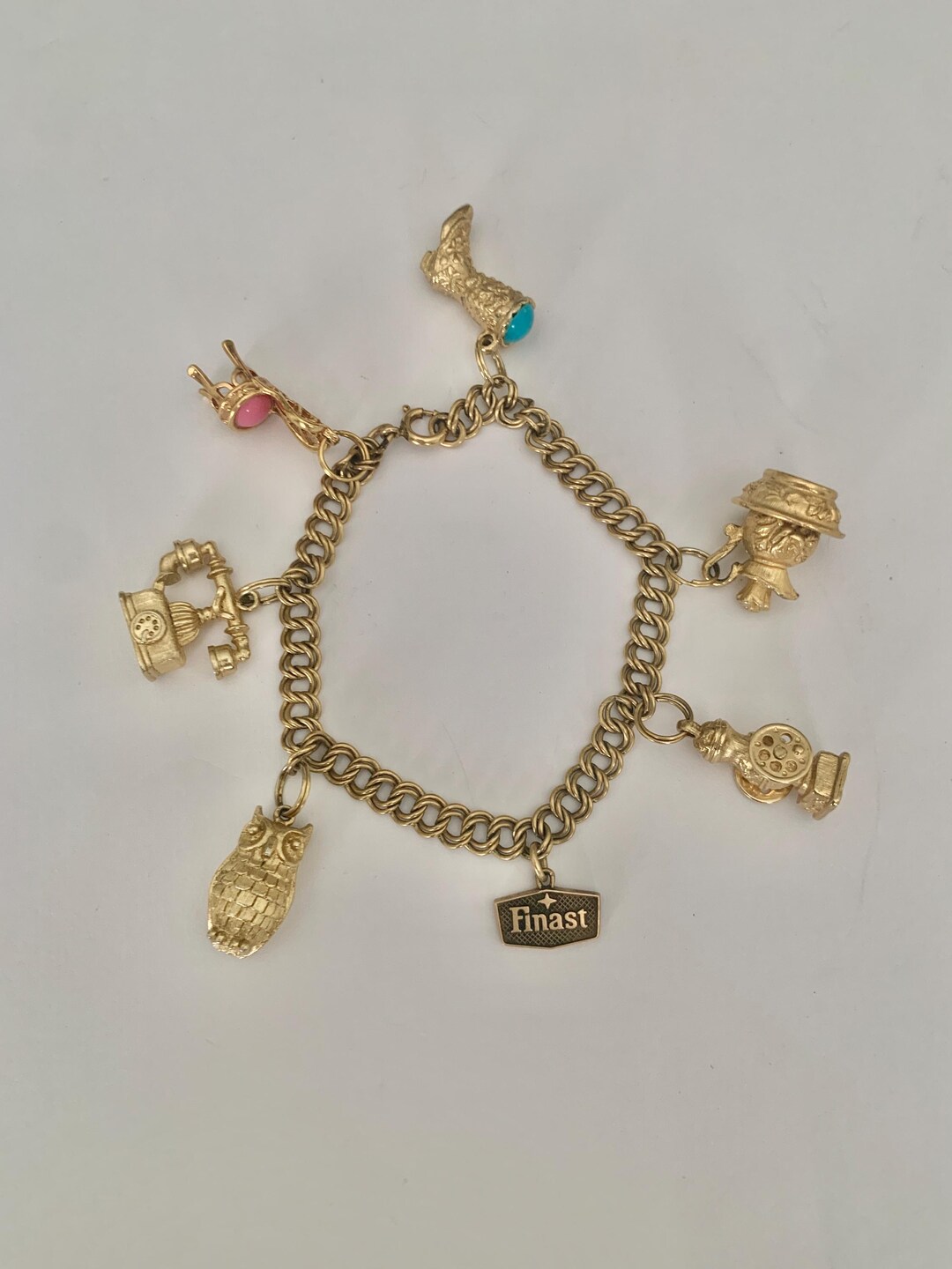 Multiple Charms Avon Chain Bracelet // Finast Retail Souvenir Charm - Etsy