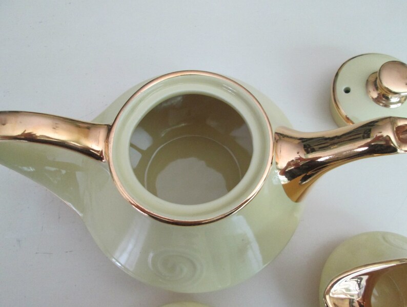 Mid Century Teapot Set // Pearl China Company Yellow 22 KT - Etsy