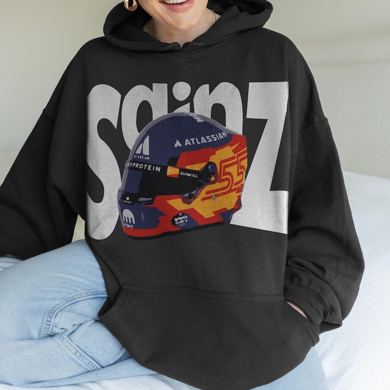 Carlos Sainz Hoodie, Vintage F1 Sainz Sweatshirt, Retro Formula 1 ...