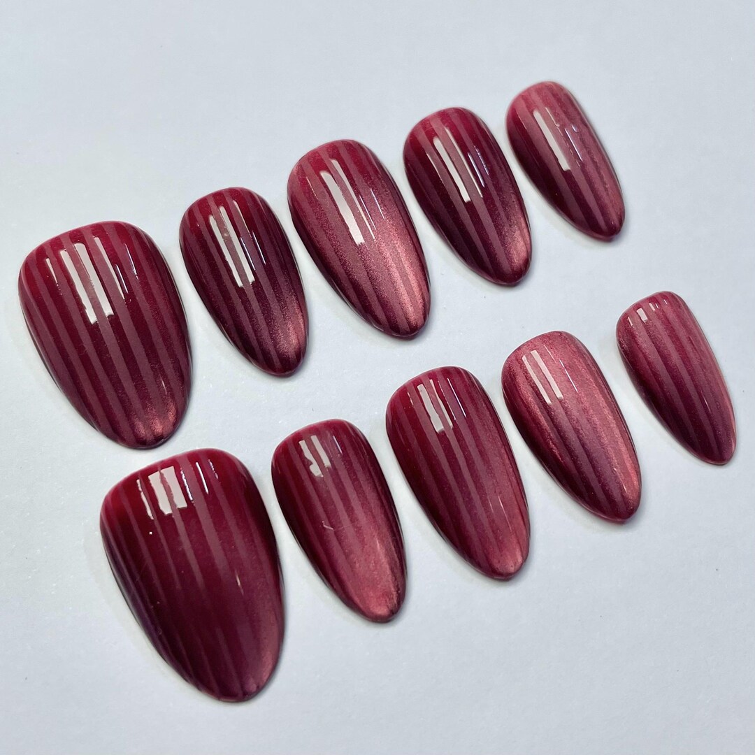 Cranberry Red Glass Cup Effect Cat Eye Nails | Magnetic Nails, Press on ...