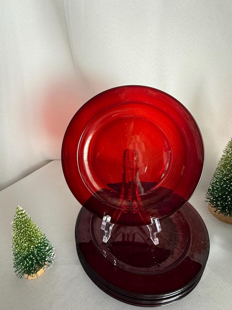 Vintage Arcoroc Classique Ruby Dinner Plates - Etsy